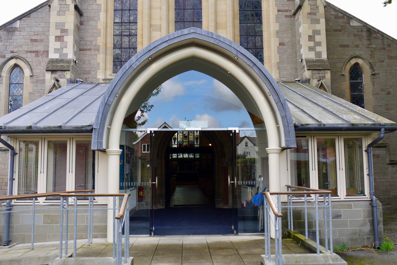 Holy Trinity Front Entrance – West Hereford Team Ministry
